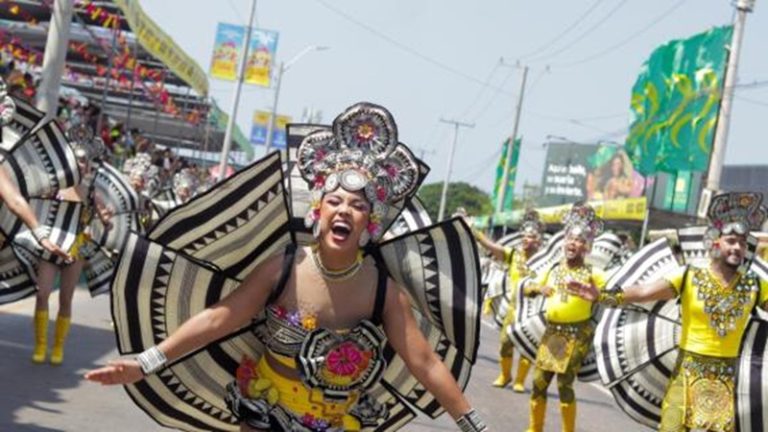 La cultura picotera brilló en la Gran Parada de Comparsas este lunes de ...